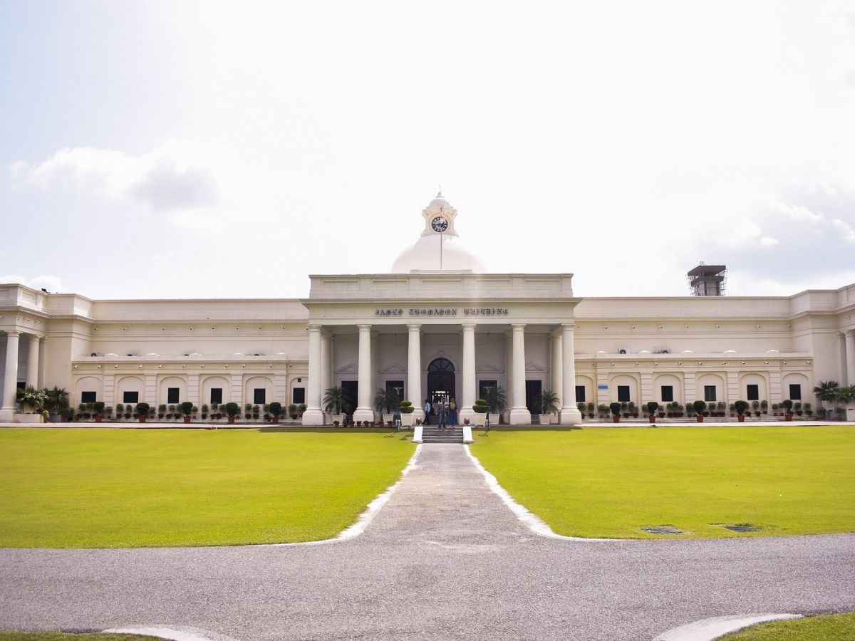 Top 15 Most Beautiful College Campus In India